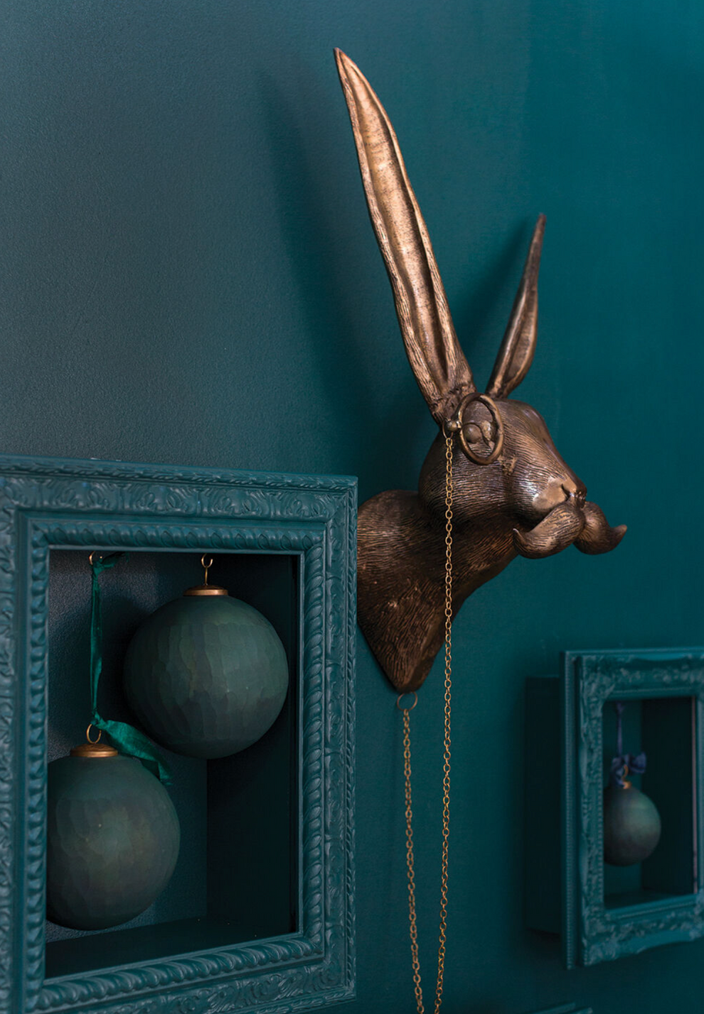 Eric and Eloise Collection - Bunny Rabbit with Eye Monacle Wall Mount ...